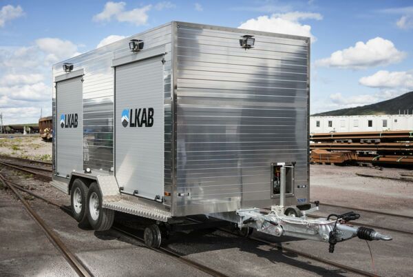 Hybrid road-rail service wagon – Kiruna Wagon